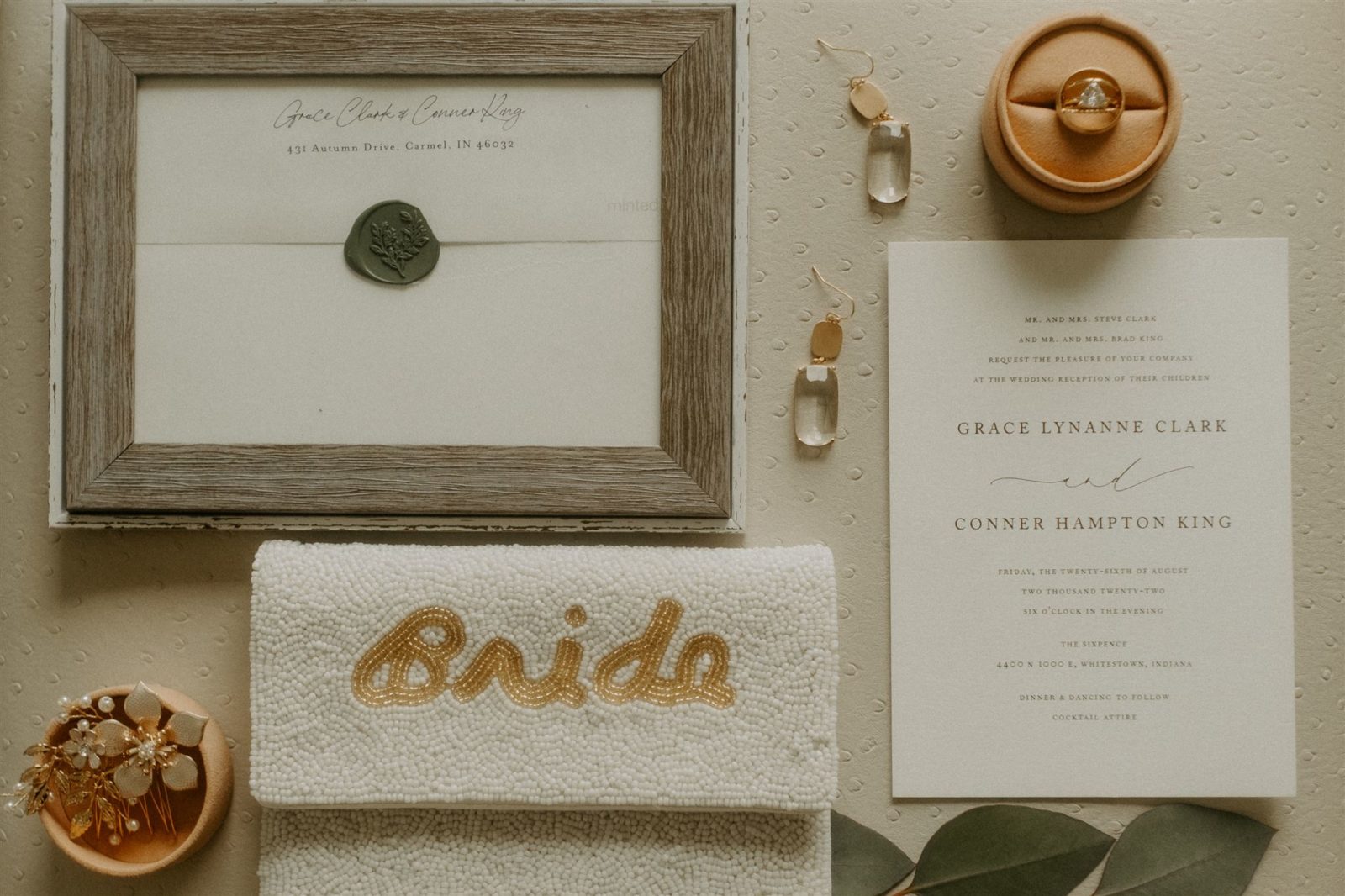 Bridal Style: A Guide to Unique Bridal Accessories - The Sixpence