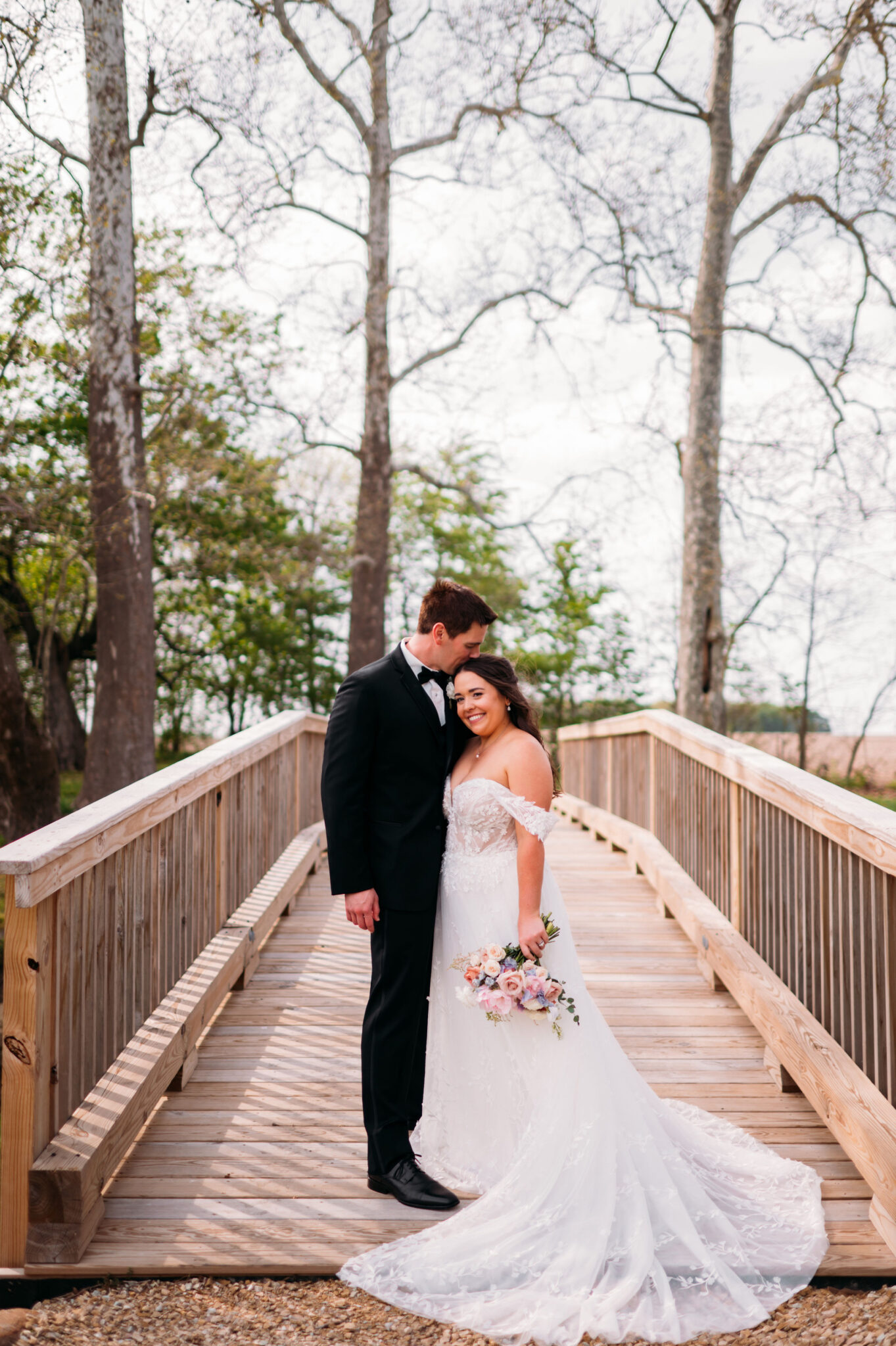 Real Wedding Highlight: Kaitlin and Chris - The Sixpence